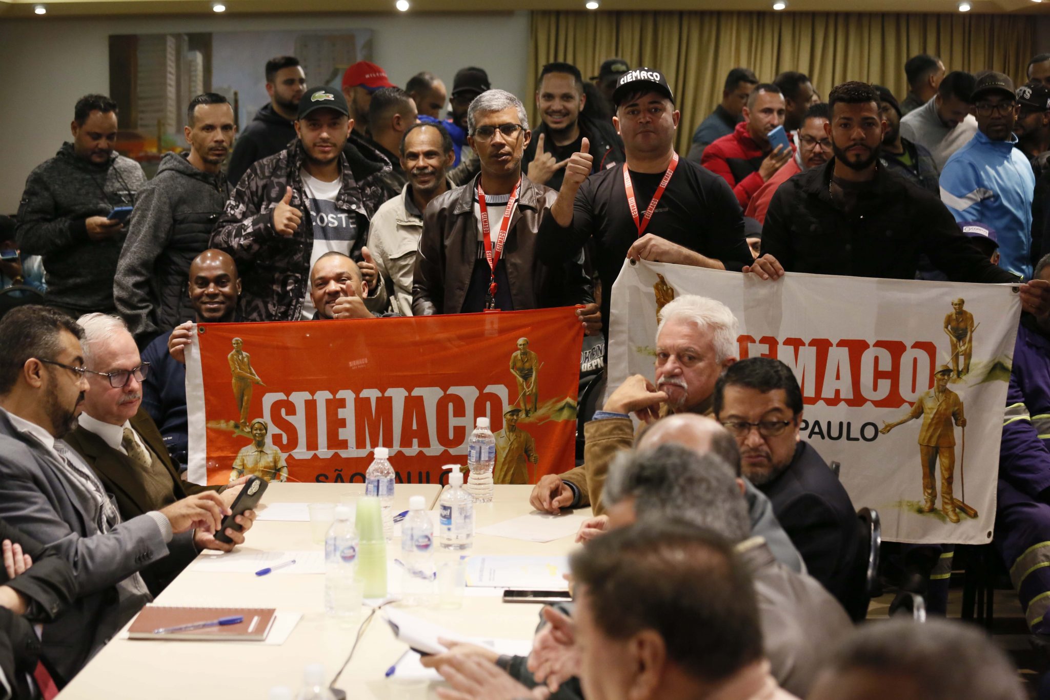 Trabalhadores representados na 2º reunião da Campanha Salarial da ...